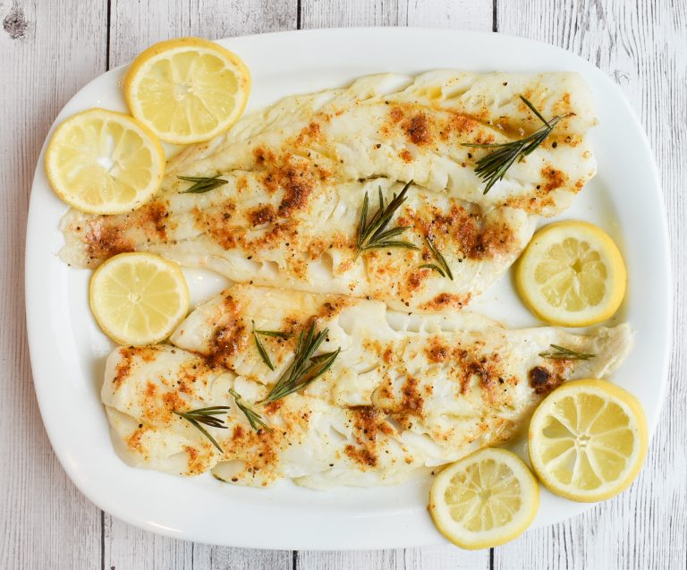 30-Minute Low-FODMAP Broiled Fish Fillets with Homemade Seafood ...